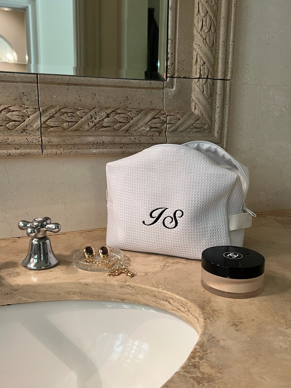 Custom Embroidered Beauty Case